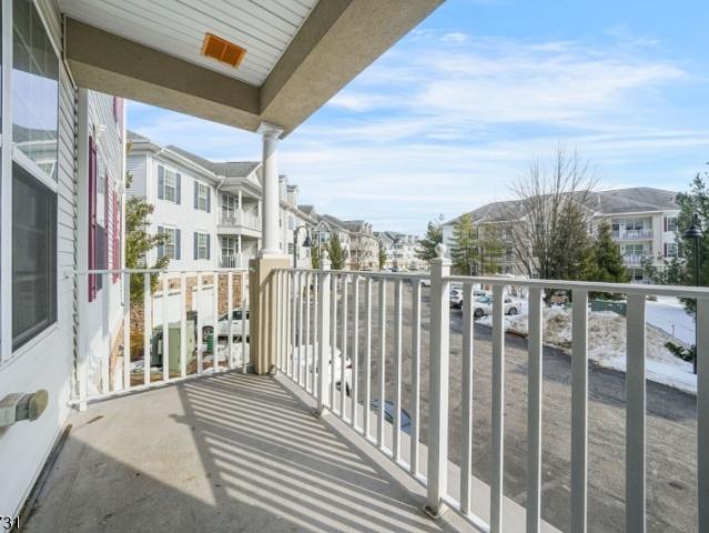 4 Cliff Rd, Unit B2