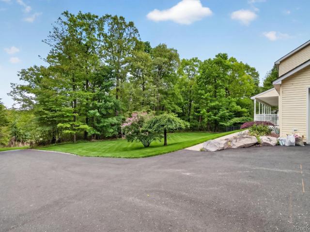 4 Clover Lane