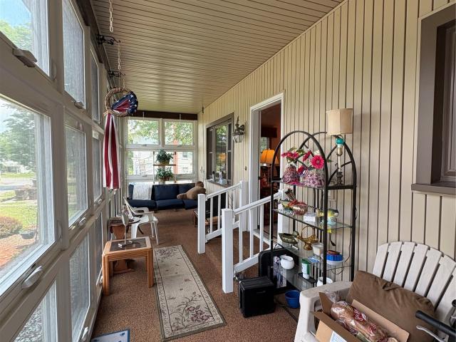 4 coal hill road