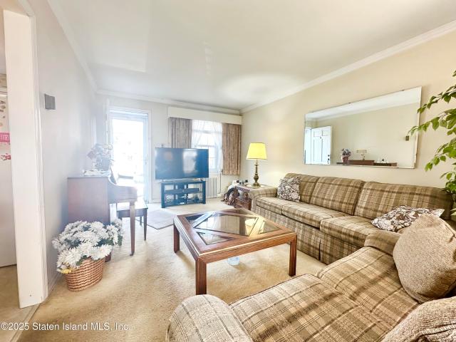 4 Coale Avenue