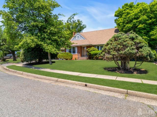 4 Conover Court