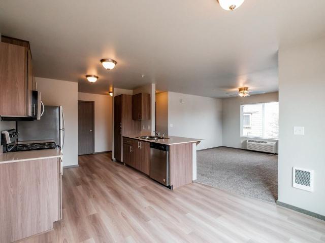 4 Corners Apartments 2 Bedroom Apartment for Rent at 178 Lancaster Dr Se, Four Corners, OR 97317 Four Corners