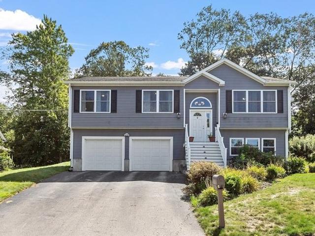 4 Crest Ave, Worcester, MA 01607