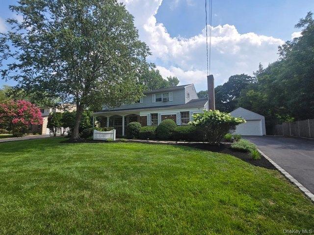 4 Crinkle Ct, Northport, NY 11768