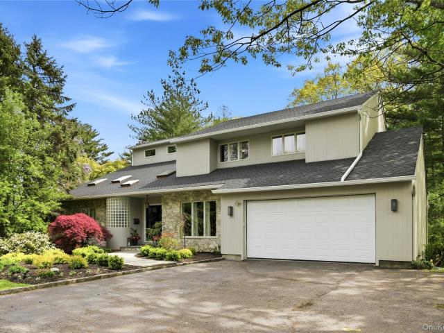 4 Cross Ln, Glen Head, NY 11545 | MLS #992824