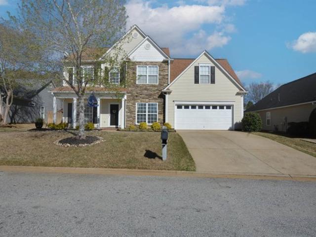 4 Crown Empire Ct, Simpsonville, SC 29681