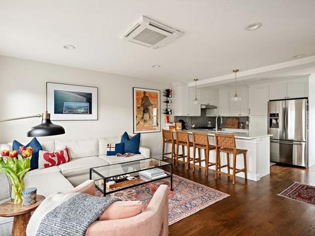 4 Crystal Pl Unit 2, Boston, MA 02129