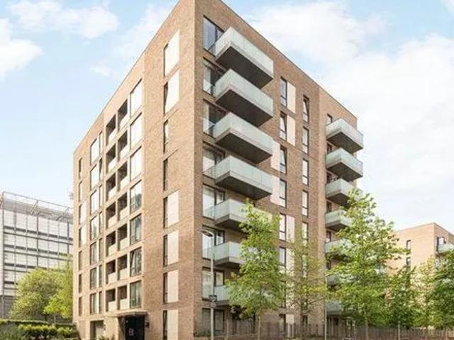 4 Deauville Close, London, E14 0GG, United Kingdom | 2 bed apartment for rent #165461025 | Rentberry