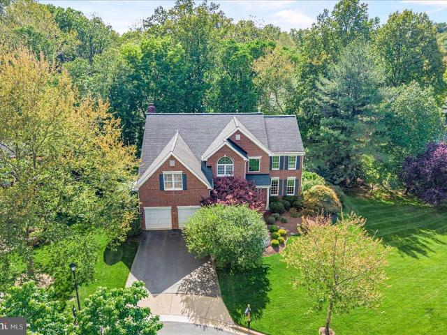 4 Deer Trail Court