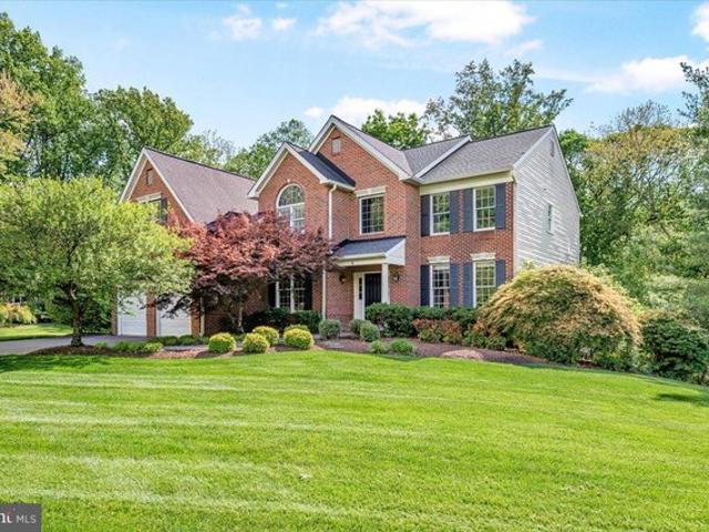 4 Deer Trail Ct, Gaithersburg, MD 20878