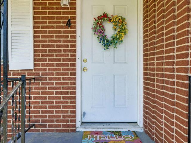 4 Delores Drive