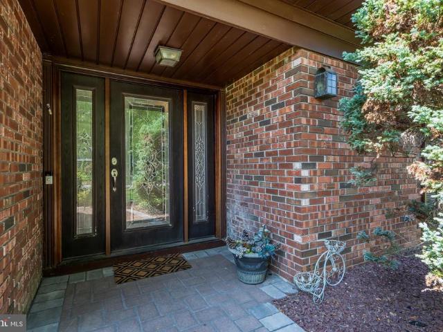 4 Dennison Place