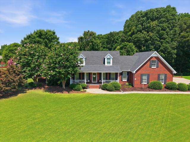 4 Derby Dr