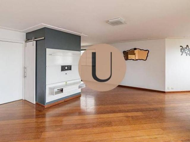 4 dormitórios, 3 suítes, 3 vagas, andar alto, vista livre