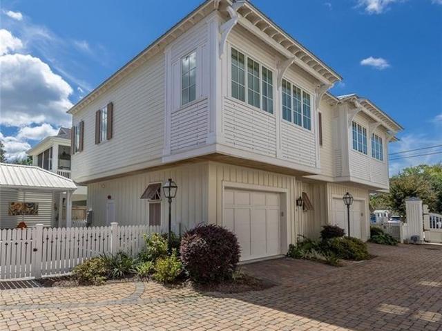 4 Downtown Founders Ln Unit 4, Fairhope, AL 36532