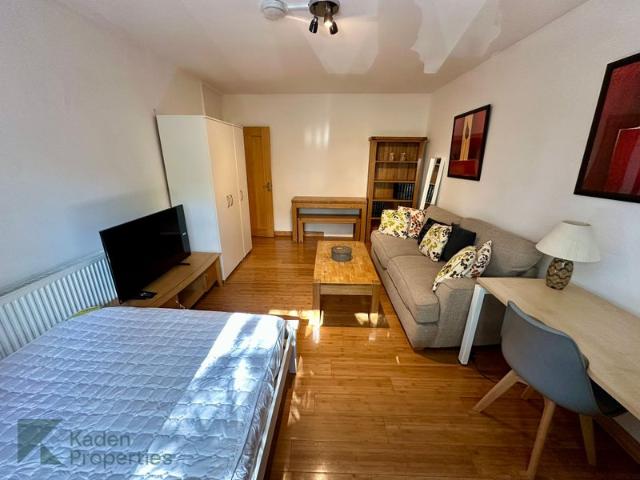 4 Double Bedrooms Minutes walk from ucl