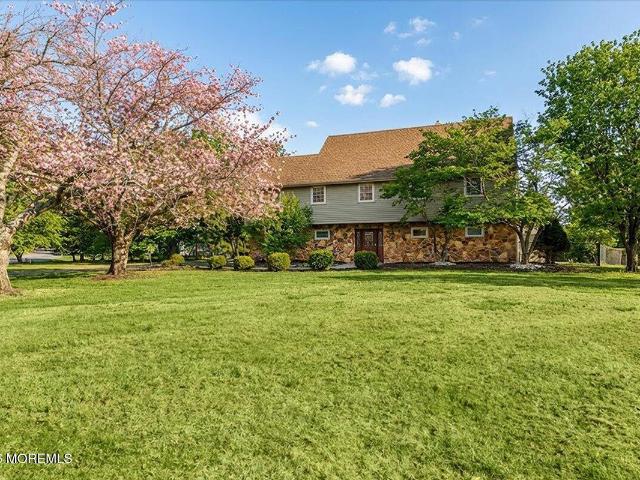 4 Douglas Drive