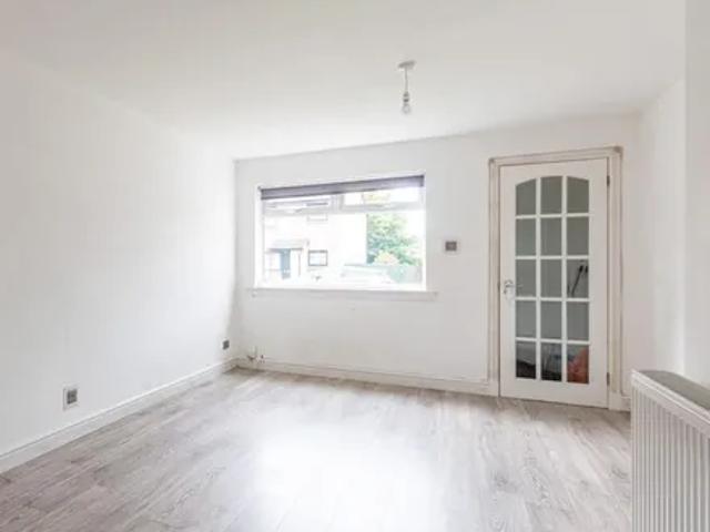 4 Drylaw House Gardens, City of Edinburgh, EH4 2UE, United Kingdom | 1 bed apartment for rent #138593694 | Rentberry