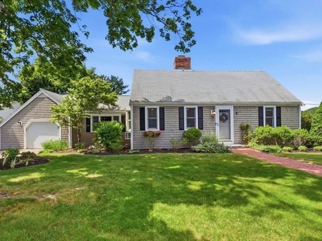4 Everett Dr, Newburyport, MA 01950