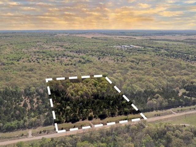 4 E 1180 Rd, Okemah, OK 74859