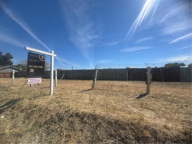 4 E Ave Q4, Palmdale, CA 93591 | MLS #DW26070 | Compass