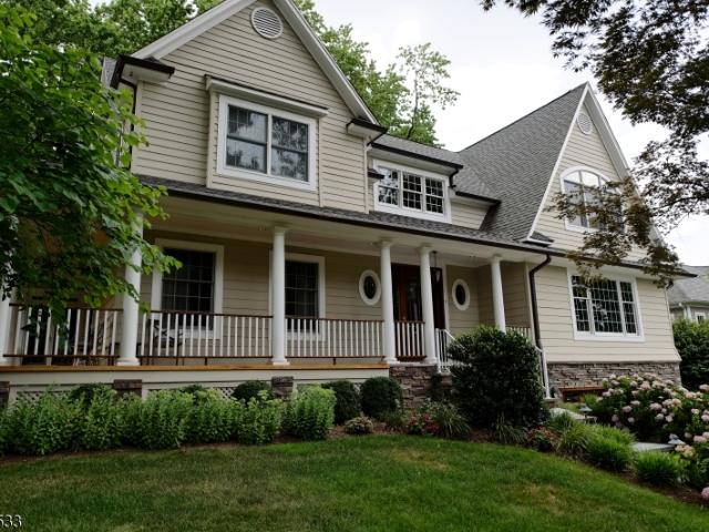 4 Edgewood Rd