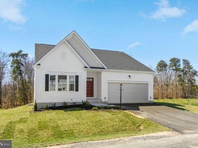 4 Eddy Rd, Inwood, WV 25428