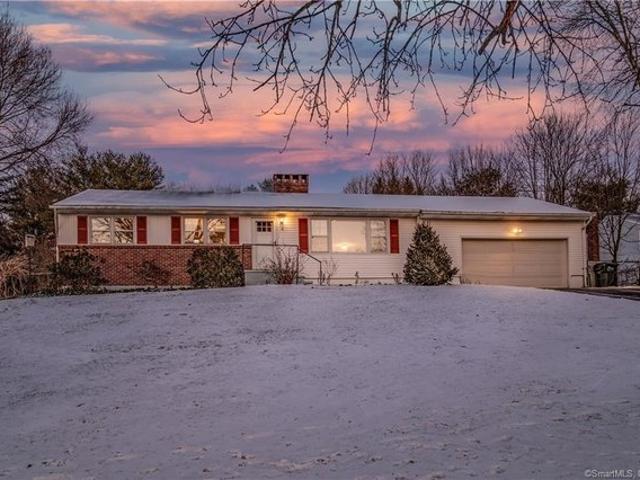 4 Edmond Rd, Bethel, CT 06801