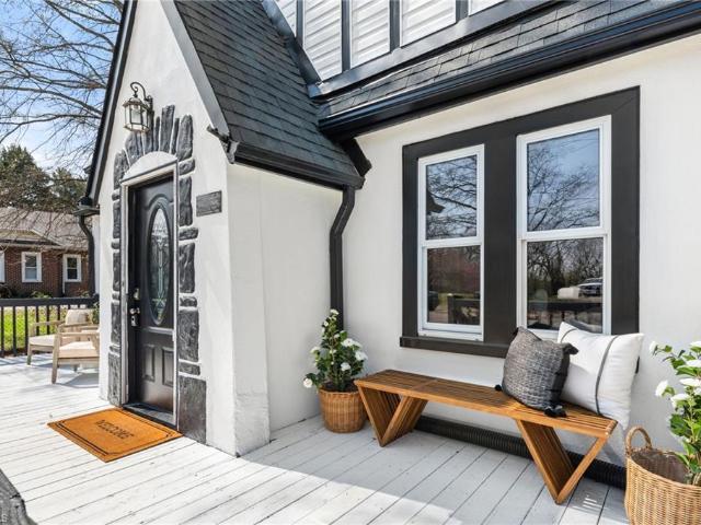 4 Elliott Drive