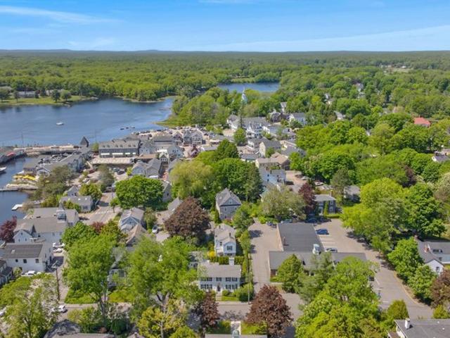 4 Elm St, Kennebunkport, ME 04046