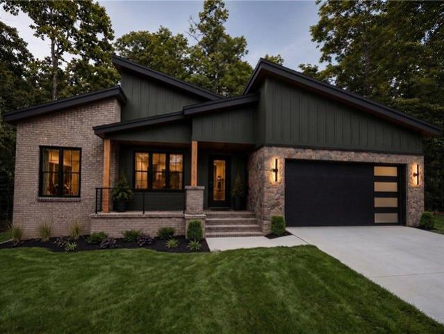 4 Ely Ln, Bella Vista, AR 72714