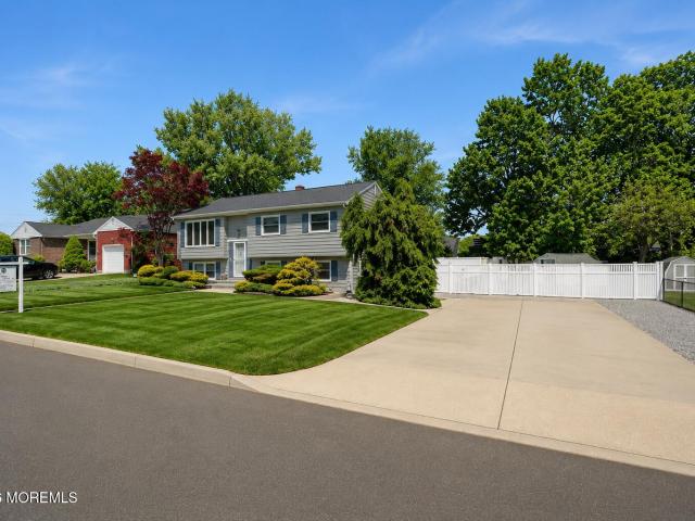 4 Emerson Place