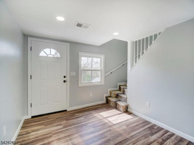 4 Emmans Rd, Ledgewood, NJ 07852 | MLS #4024 | Compass