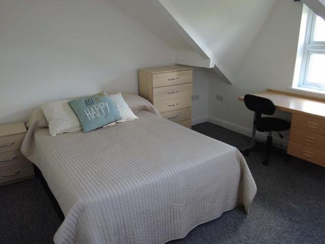 4 Ensuite bedroom house for students