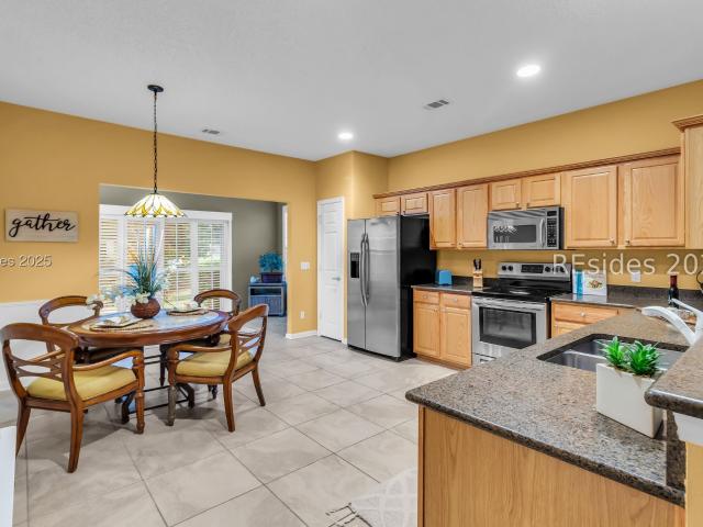 4 Erne Ct, Bluffton, SC 29909 | MLS #502352
