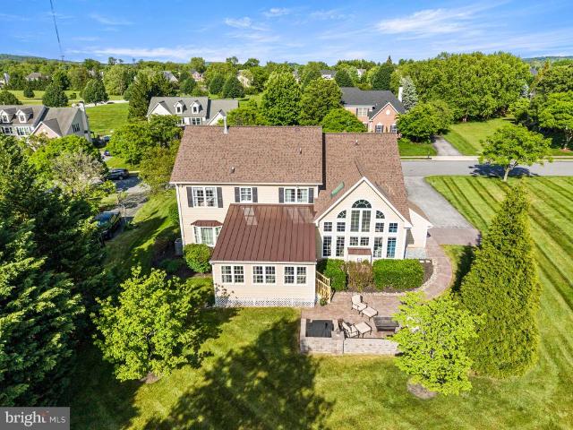 4 Fairwind Lane