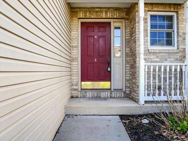 4 Fargreen Court # 1B