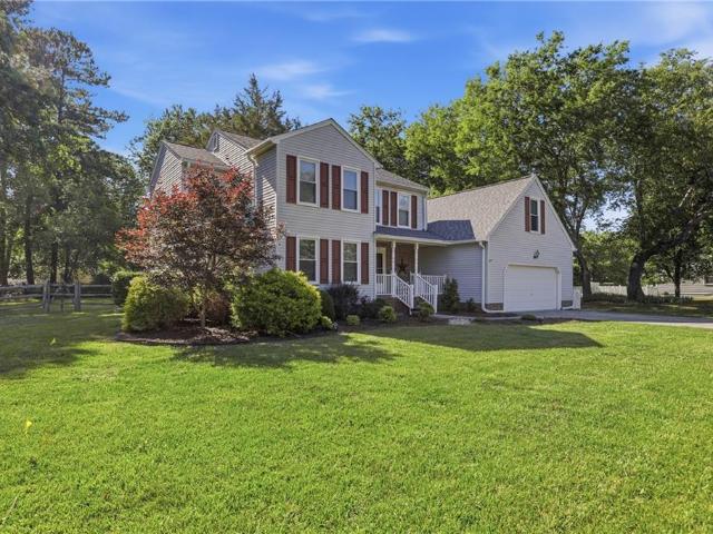 4 Faye DR