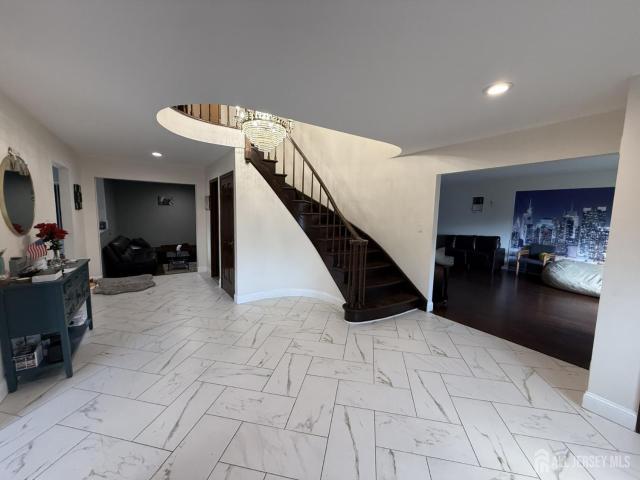 4 Fern Court