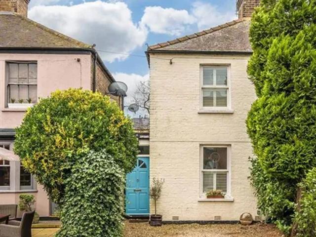 4 Ferry Road, London, TW11 9NN, United Kingdom | 2 bed house for rent #141082260 | Rentberry