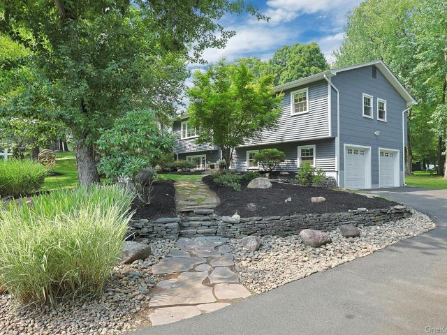 4 Flower Lane