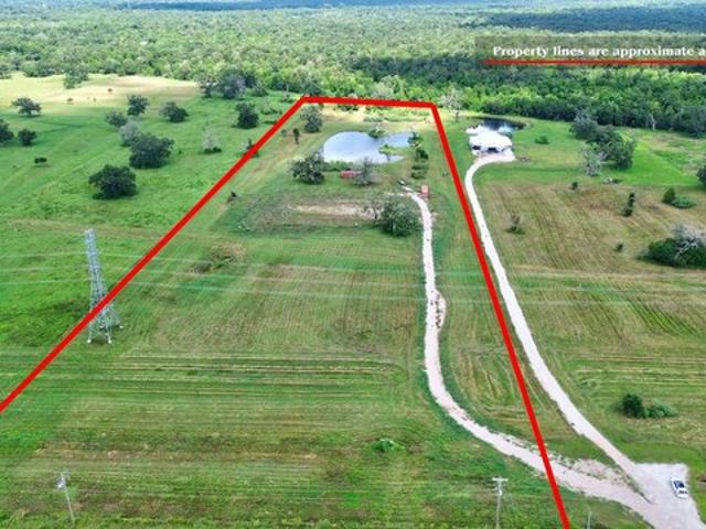4 FM 521, Angleton, TX 77515