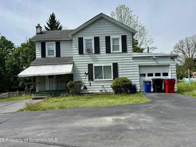 4 Foster Pl, Carbondale, PA 18407