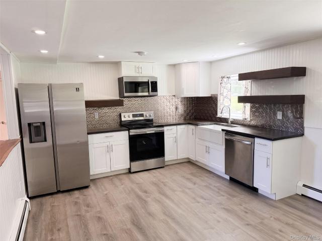 4 Forge Gate Drive F1