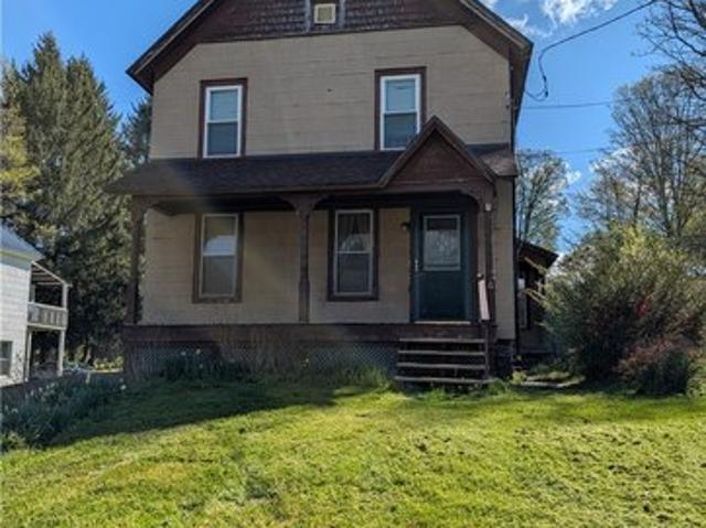 4 Franklin St, Oxford, NY 13830