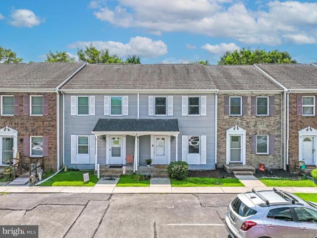 4 Franklin Square