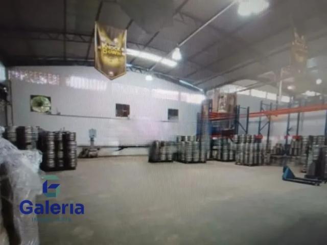 4 Galpões comercial para alugar, 1.800m² Vila Amélia