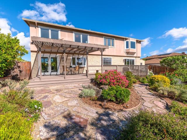 4 Galway Ln, San Rafael, CA 94903 | MLS #326010 | Compass