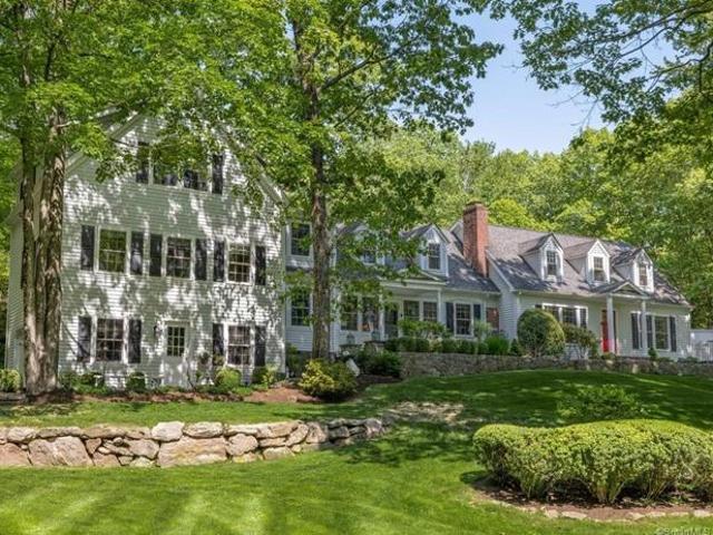 4 Glen Rd, Ridgefield, CT 06877