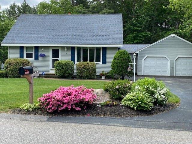 4 Gosselin Ave, Hooksett, NH 03106